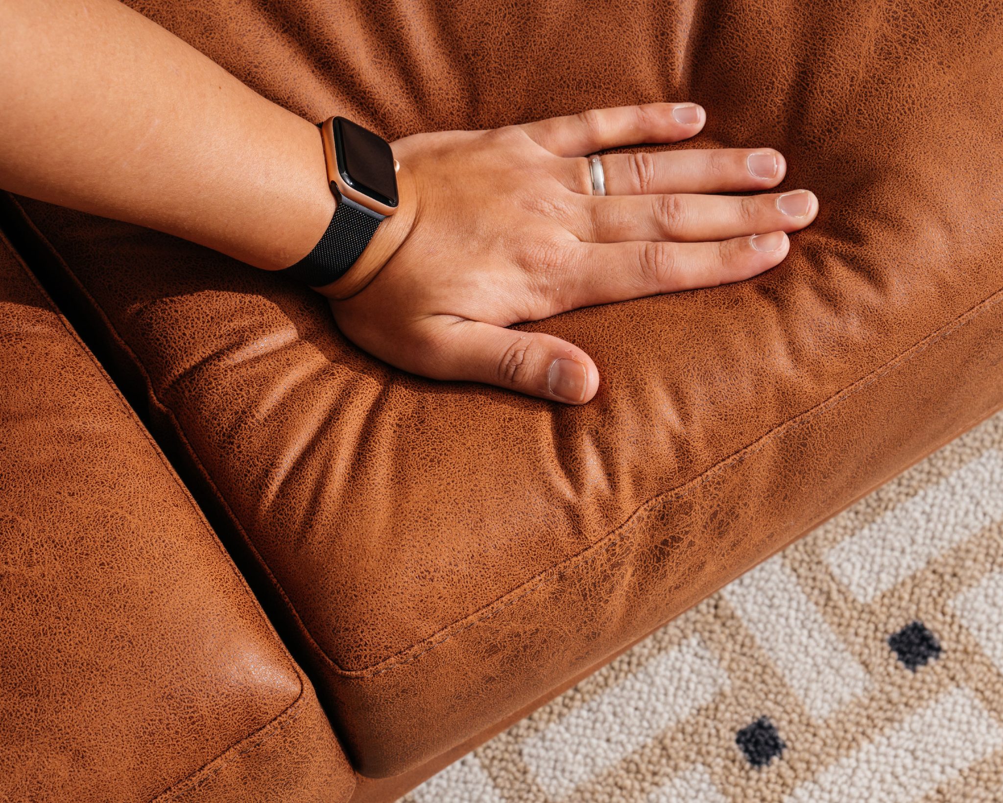 Henry Basic Sofa | Heesz